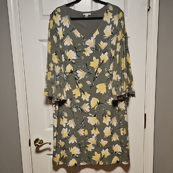 Cato | Dresses | Cato Floral Pleated Sleeve Dress | Poshmark